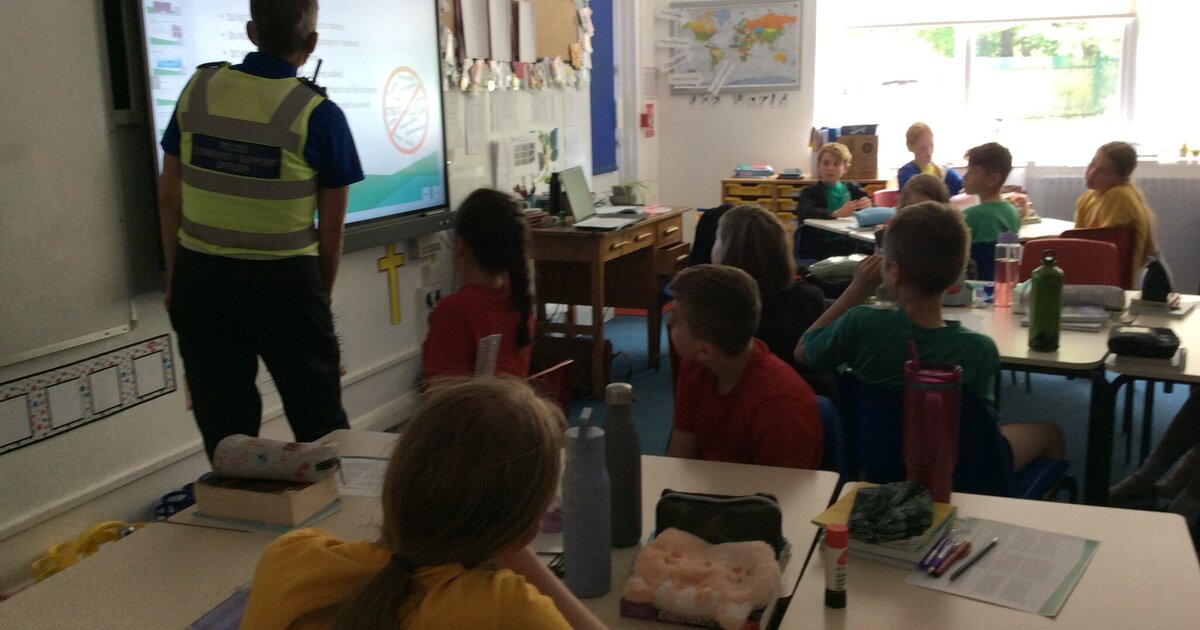 PCSO Class 4 visit Summer 1 - Week 2 | Anson CE Primary School
