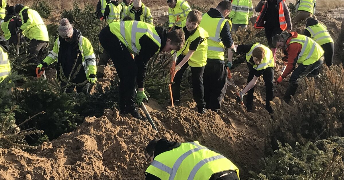 The Fylde Sand Dune project - update | Blackpool Aspire Academy