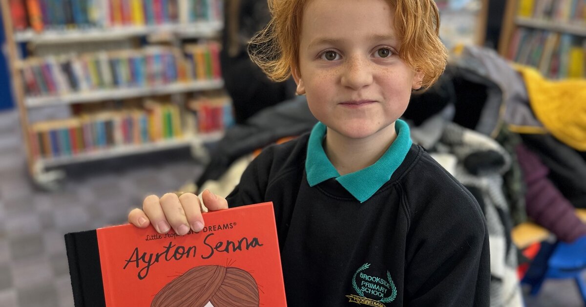 Year 5's trip to Ellesmere Port Library | Brookside Primary School