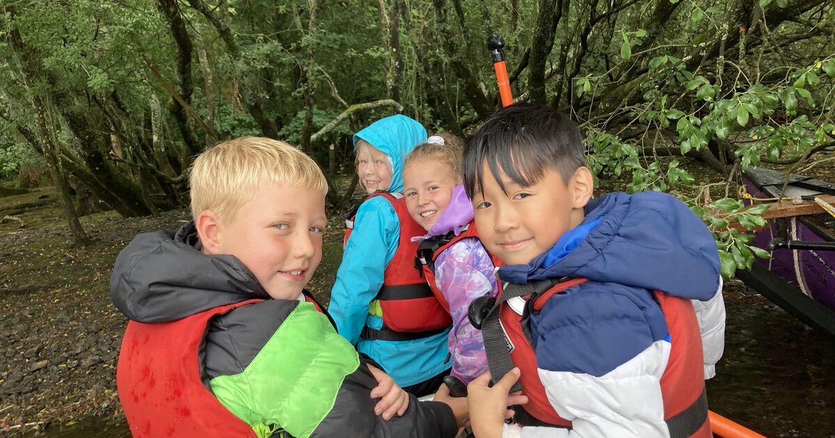 Year 4: Canoeing | Fairfield Primary School
