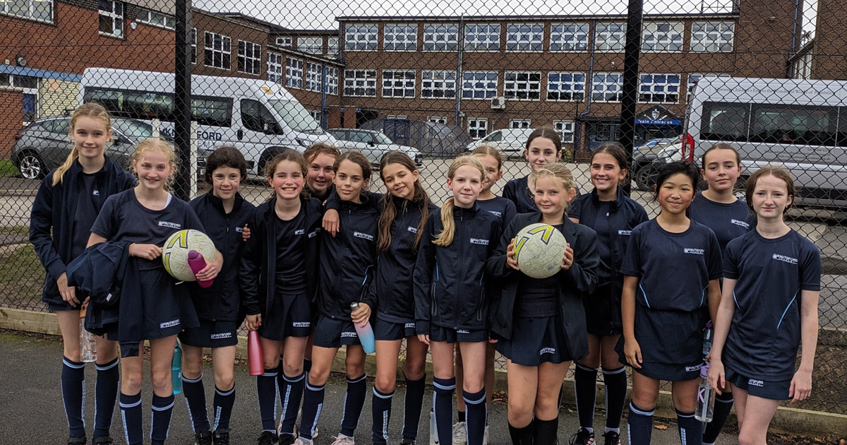 Year 7 Netball Mid-Cheshire Festival | Knutsford Academy