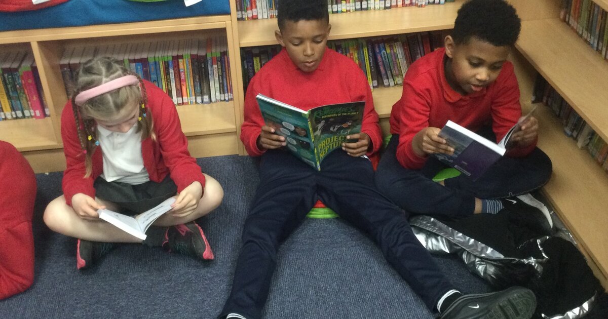 Year 3 (Class 10) - Library Visit | St. Bartholomew’s C of E Primary School